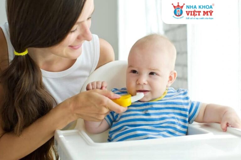 Hướng dẫn cách chăm sóc răng miệng cho bé mầm non
